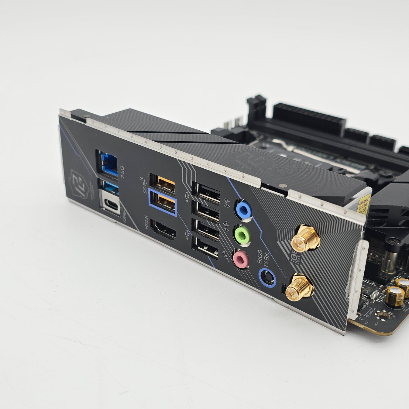 ASRock B650i Lightning WiFi Gaming Motherboard, AMD Socket AM5, *For R ...