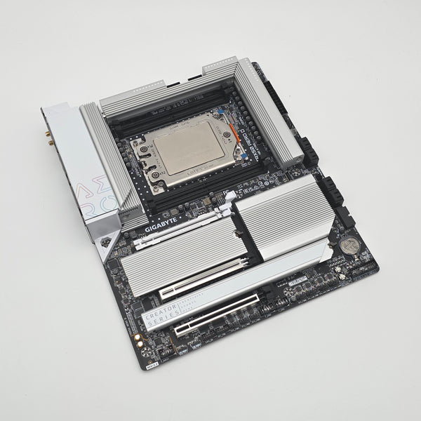 Gigabyte TRX50 AERO D AMD Threadripper Motherboard + Ryzen Threadrippe ...