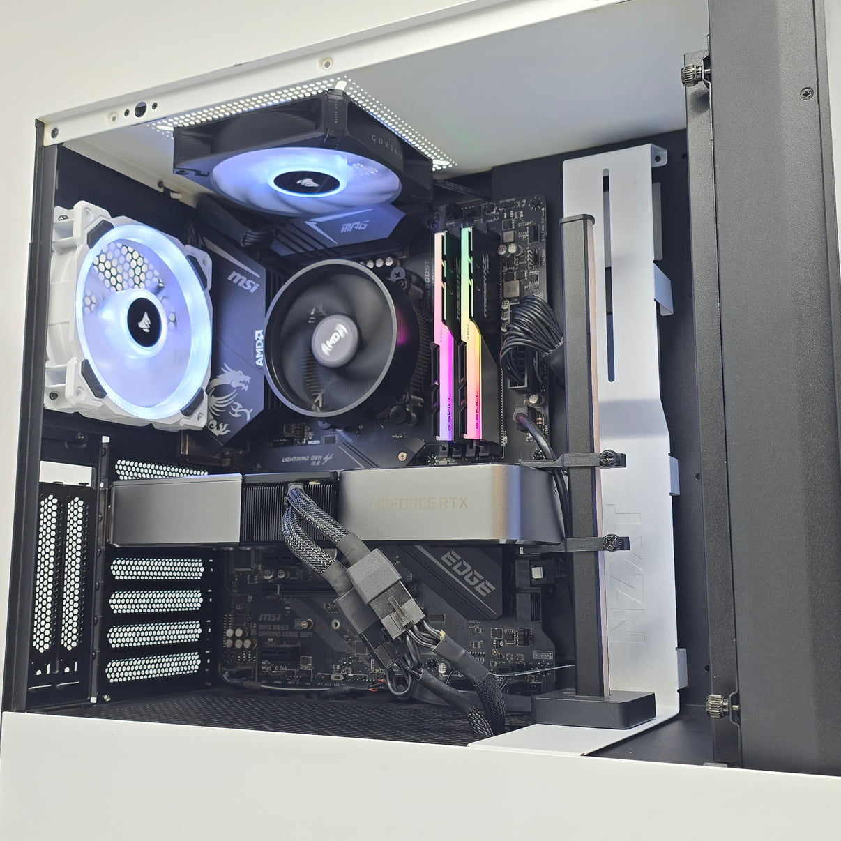 RTX 3070Ti FE, Ryzen 5 5600X, 16GB RAM, 1.5TB SSD, Custom White Gaming ...