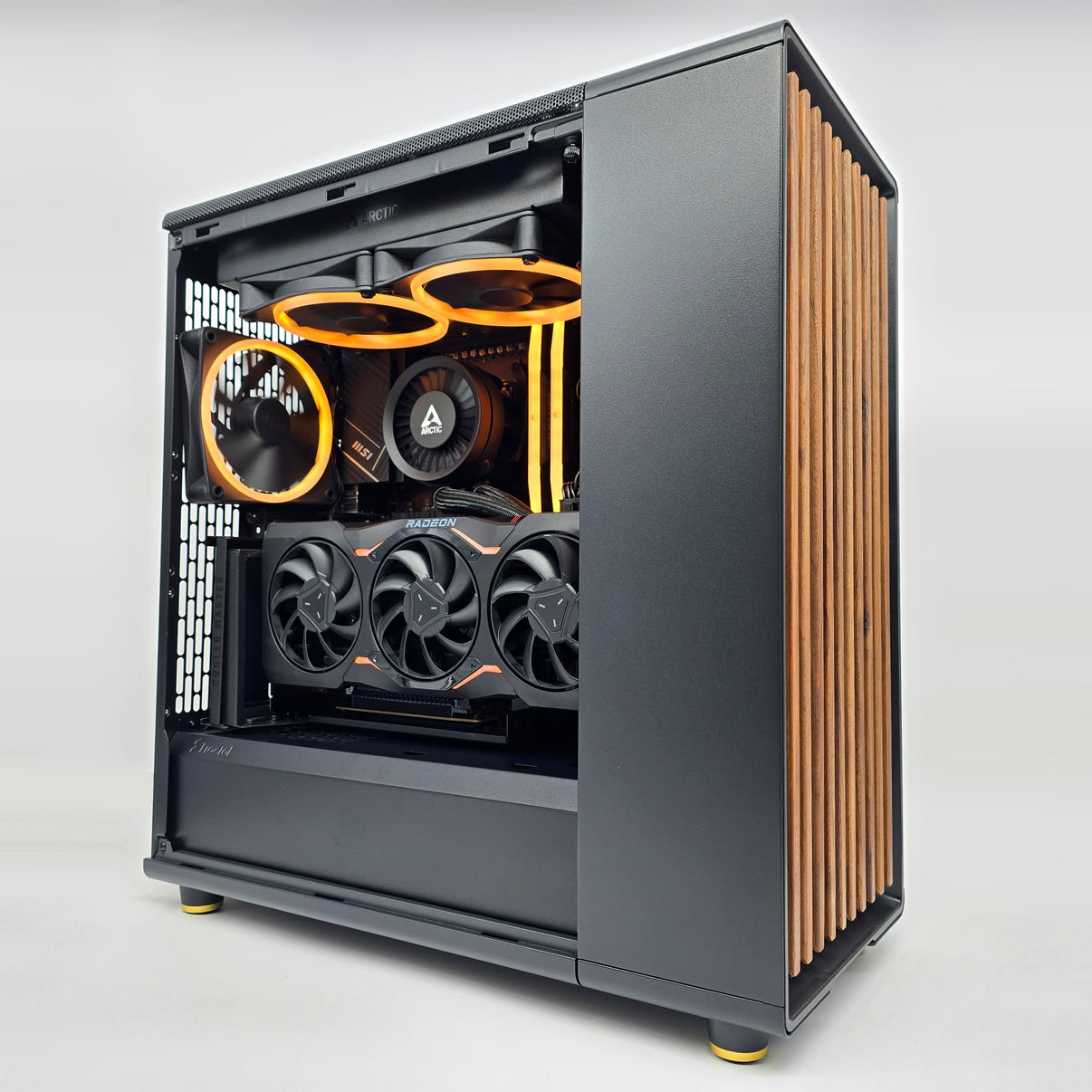 RX 7900XTX, Ryzen 7800X3D, 64GB DDR5, 2TB NVMe, Custom Liquid Cooled G ...