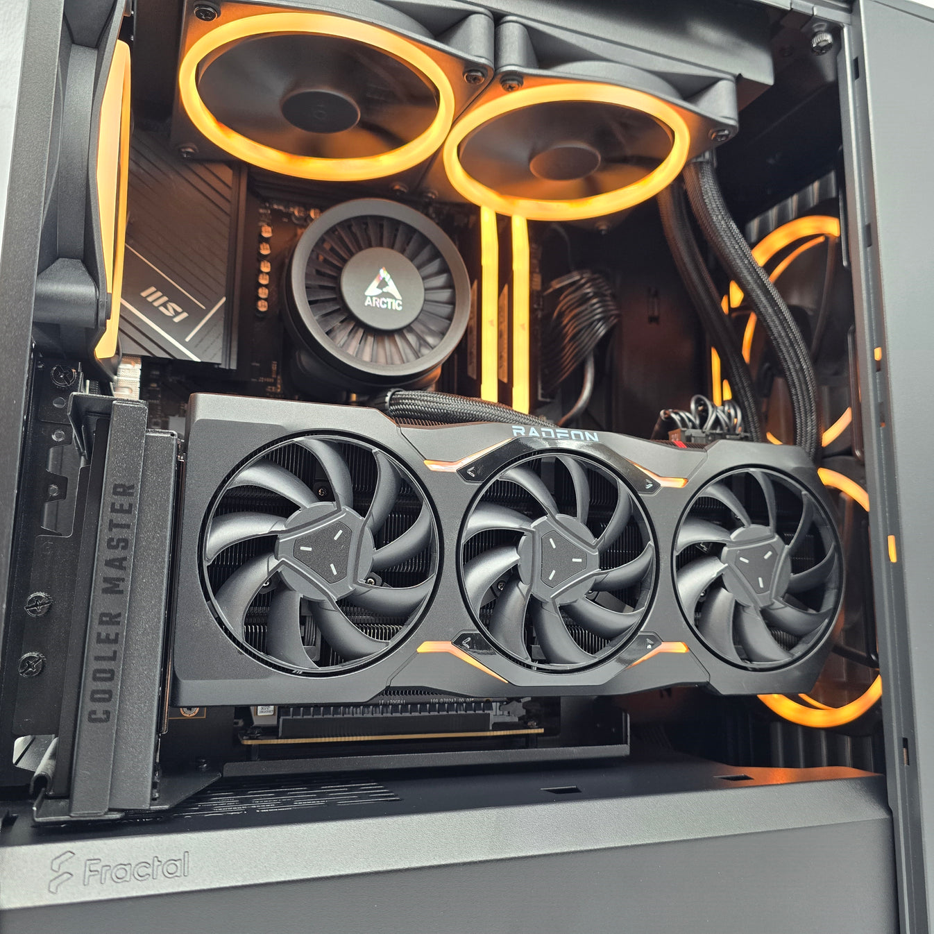 RX 7900XTX, Ryzen 7800X3D, 64GB DDR5, 2TB NVMe, Custom Liquid Cooled G ...